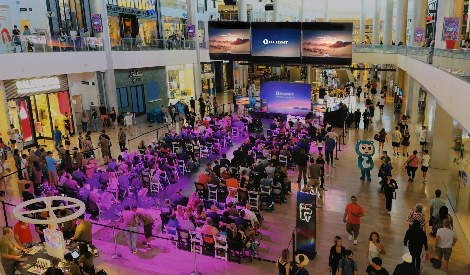 World’s First Flashlight Experience Store Launches in Las Vegas ...